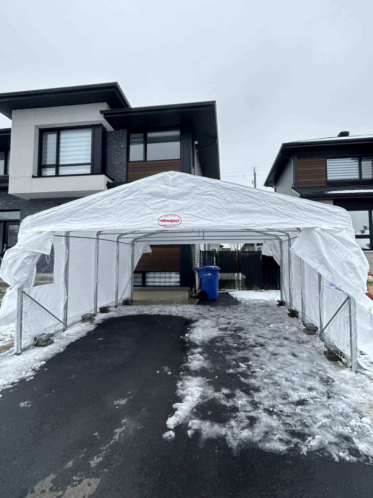 Location d'abri d’auto double Tempo - Laval - locabris.ca